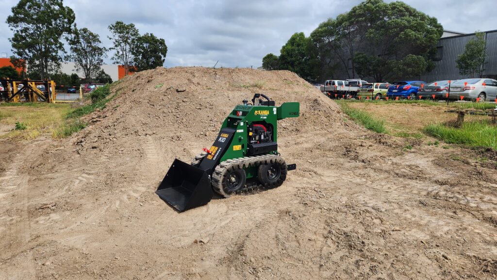 Kanga Loaders 2 Series Wheel Mini Digger