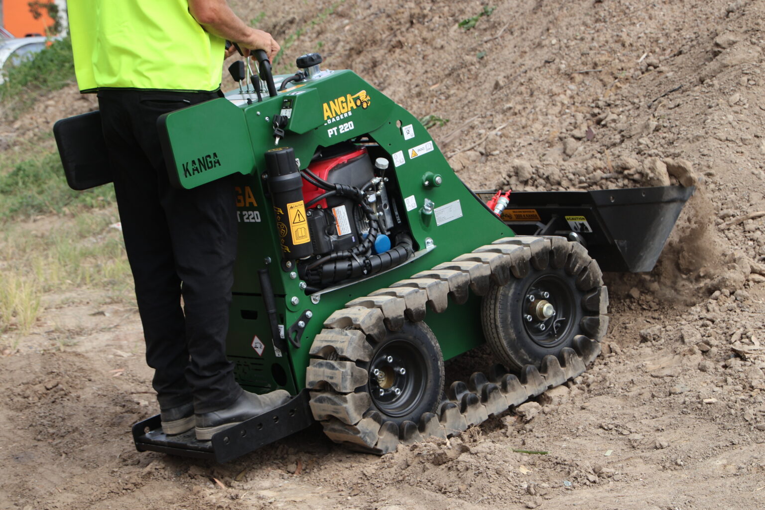 Kanga Loaders 2 Series Wheel Mini Digger